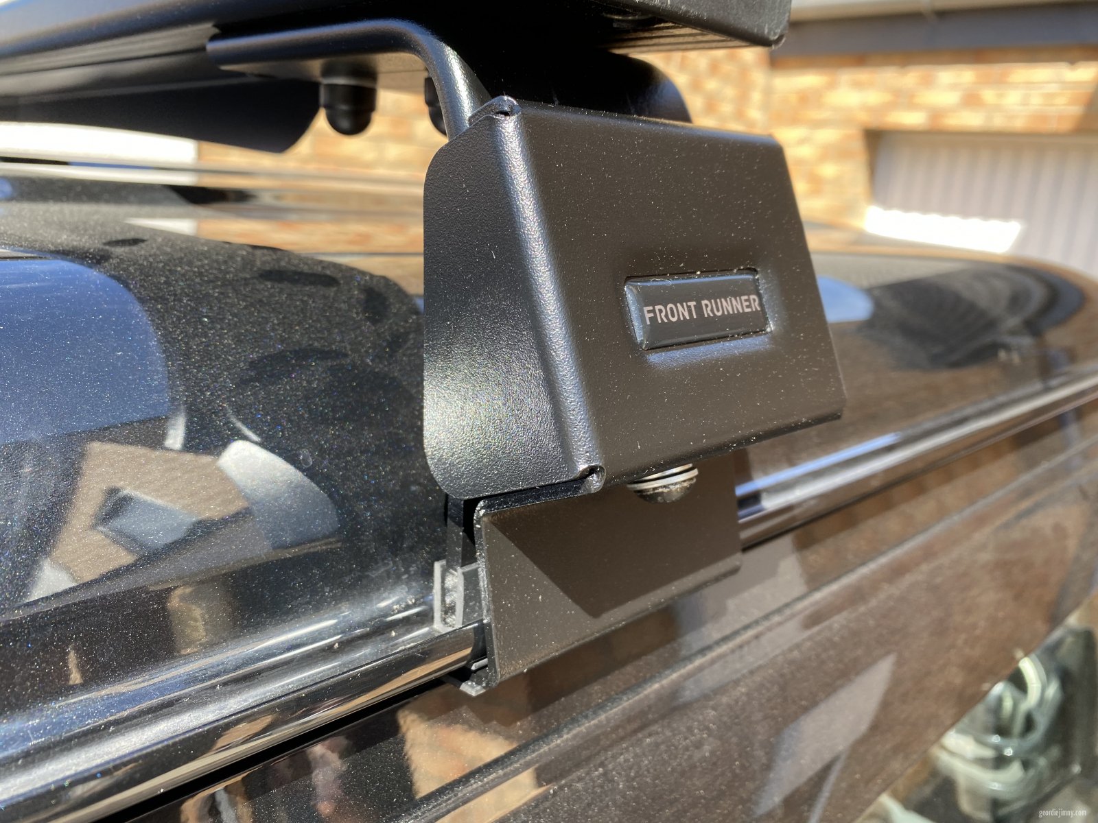 Adding Paint Protection Rubber to the Front Runner Load Bars - Geordie ...